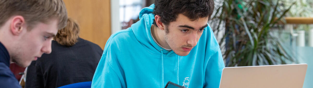 Sixth Form Digital Learning | Sidcot School