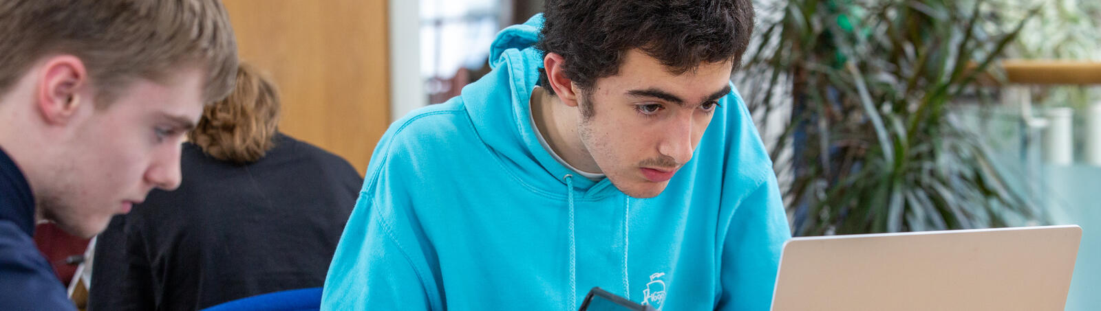 Sixth Form Digital Learning | Sidcot School